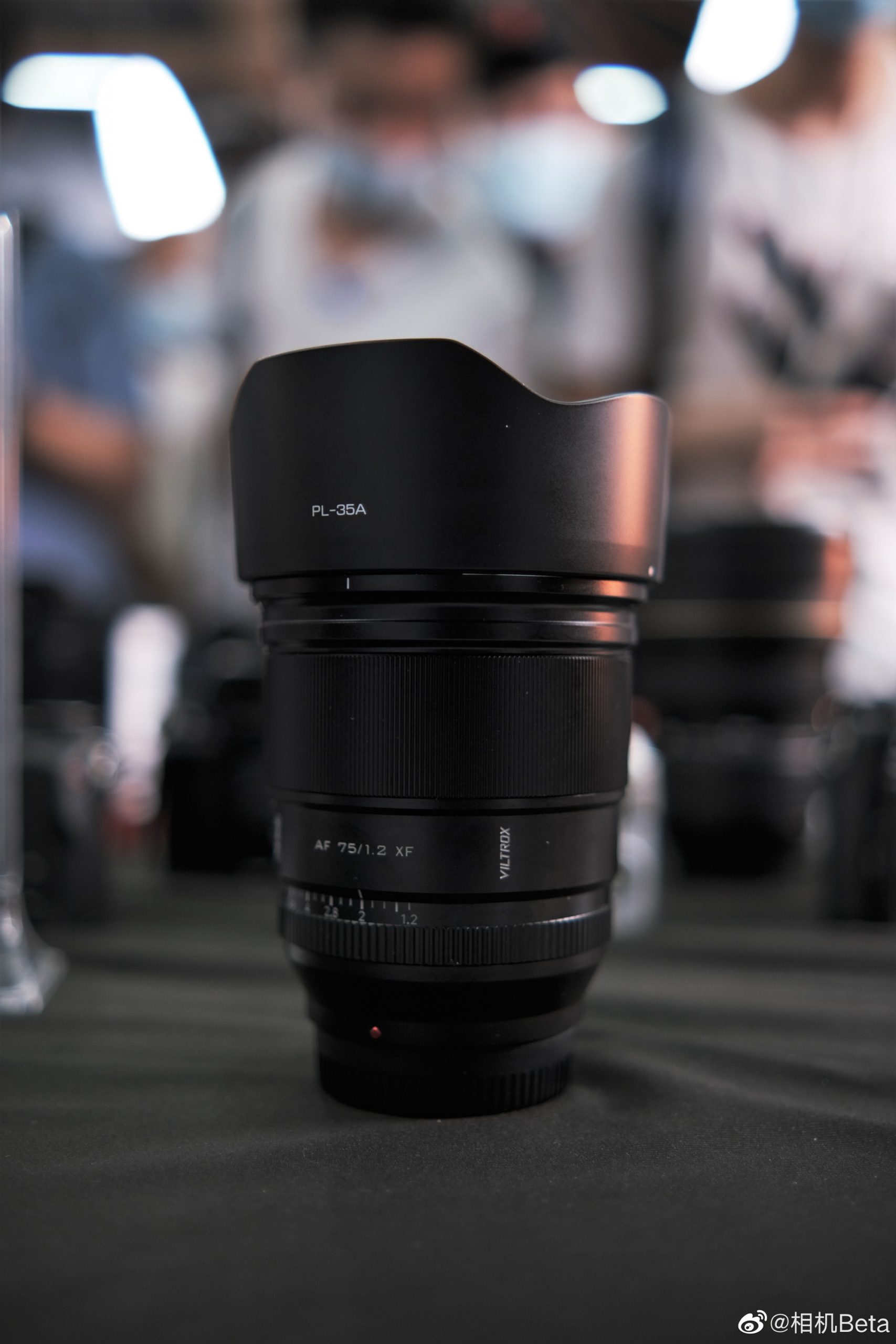 Έρχεται νέος φακός 75mm f/1.2 για Fujifilm X, από τη Viltrox; | pttl.gr